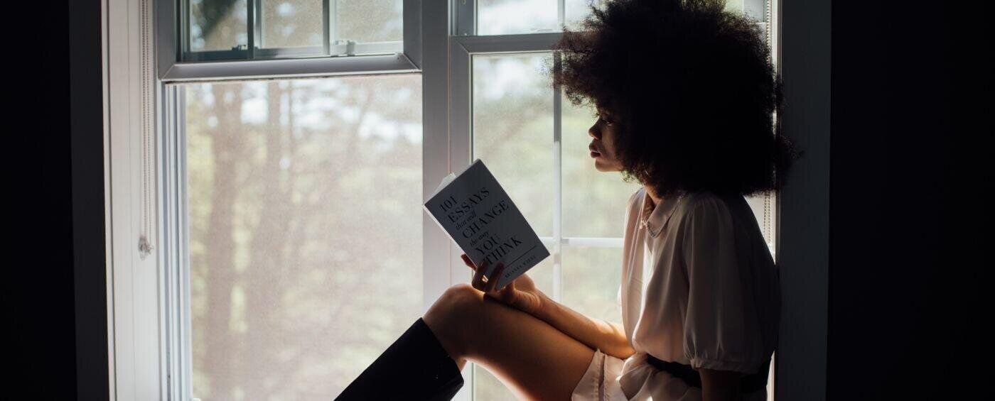 35 Books You Need To Start Your Personal Library - Cultura Colectiva